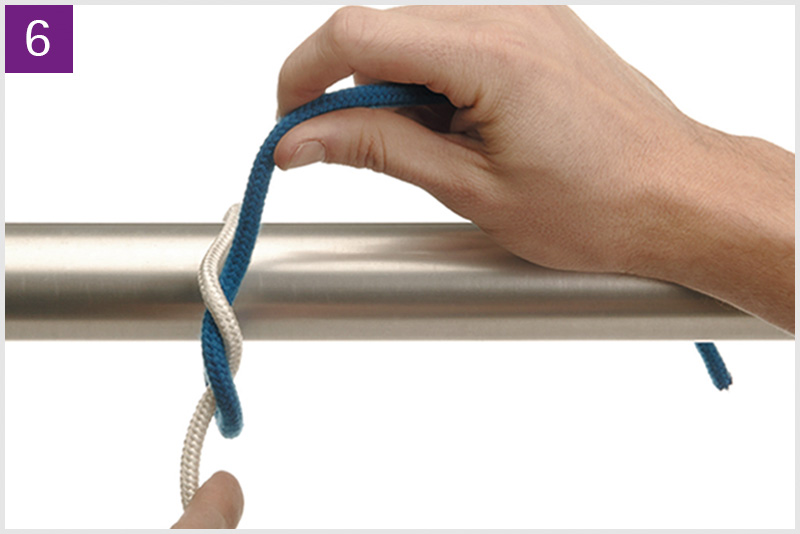 Square Knot (One-hand technique)
